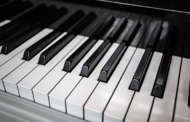 Piano vs Keyboard Lessons - Are They the Same? - Capstone Music